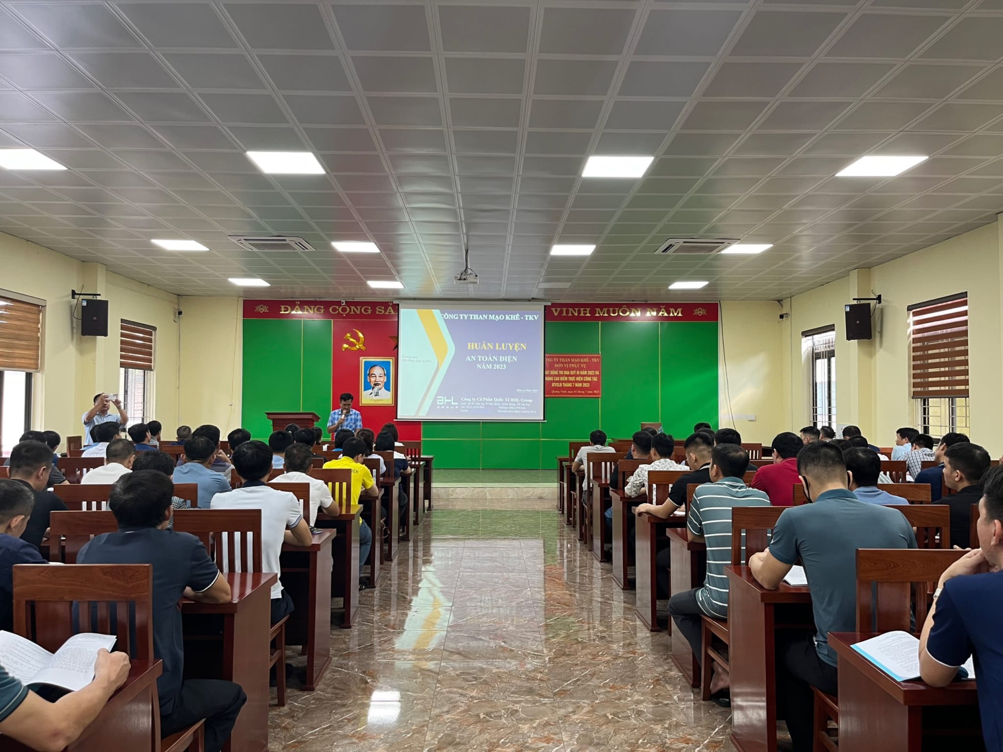 Huấn luyện An toàn điện tại Công ty Than Mạo Khê - TKV